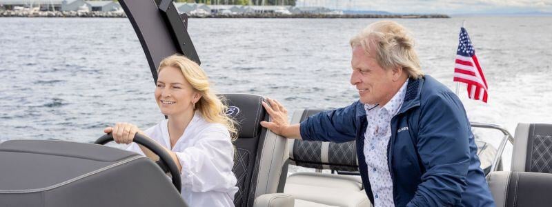 Barletta Pontoons vs. Big Water with Sig Hansen