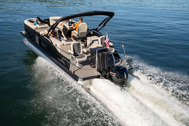 What’s the Safest Spot on a Pontoon? (Seating Options Explained)